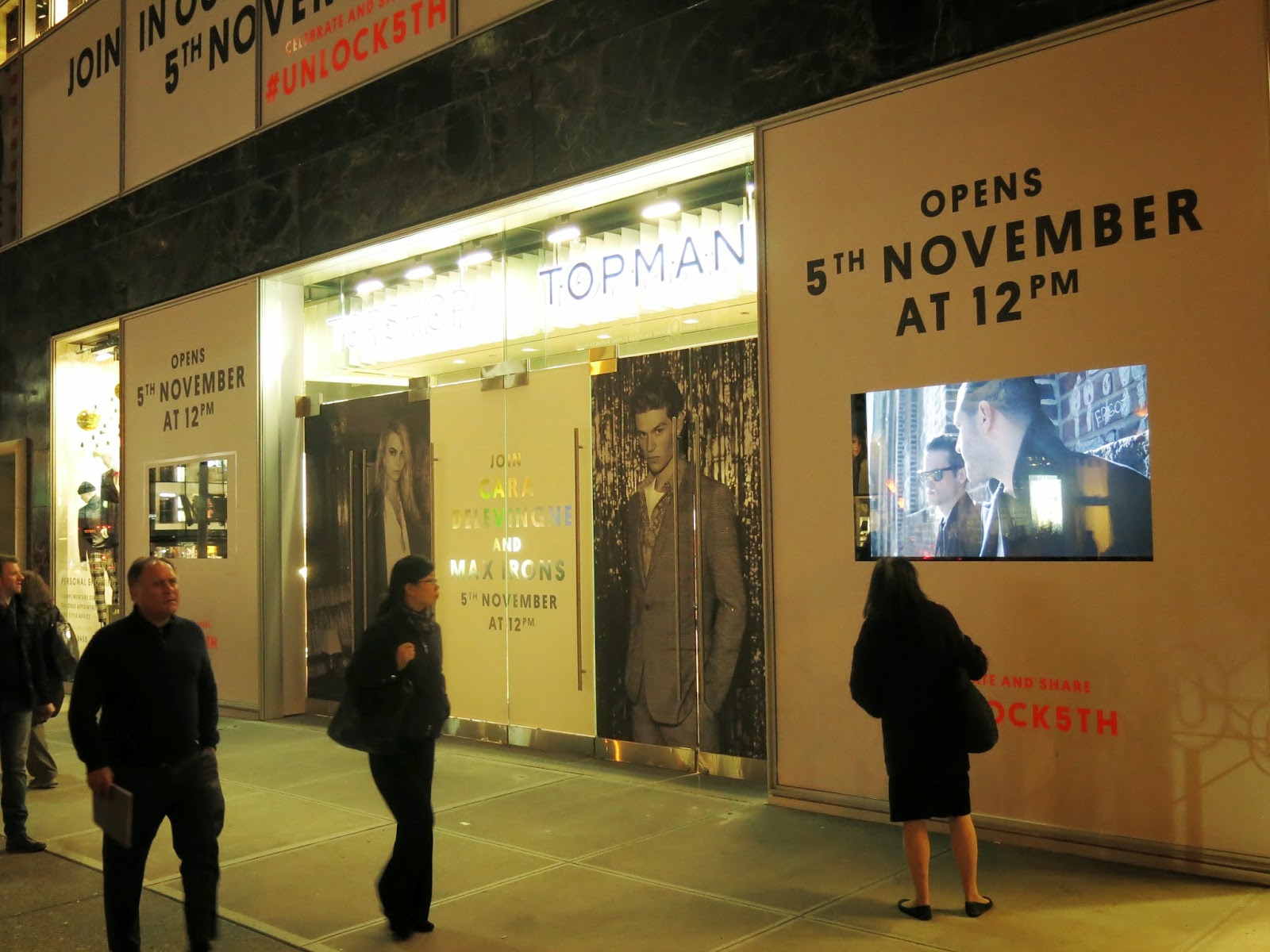 Digital Window Display Video Installation TOPSHOP NYC USA